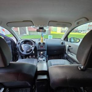 Grey Nissan Qashqai 2013 in Tapa, with an engine capacity of 0.00 L and mileage of 331 thousand km for 4500 €, photo 4 on AUTOMOTO.COM.LV