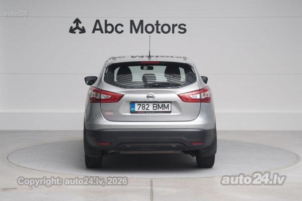 Grey Nissan Qashqai 2014 in Tallinn, with an engine capacity of 1.20 L and mileage of 98 thousand km for 7490 €, photo 5 on AUTOMOTO.COM.LV
