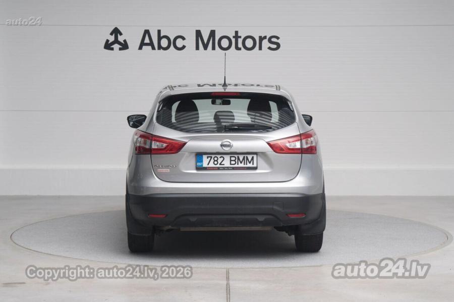 Grey Nissan Qashqai 2014 in Tallinn, with an engine capacity of 1.20 L and mileage of 98 thousand km for 7490 €, photo 5 on AUTOMOTO.COM.LV
