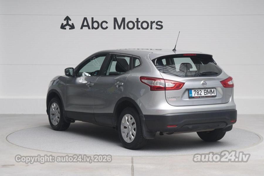 Grey Nissan Qashqai 2014 in Tallinn, with an engine capacity of 1.20 L and mileage of 98 thousand km for 7490 €, photo 6 on AUTOMOTO.COM.LV