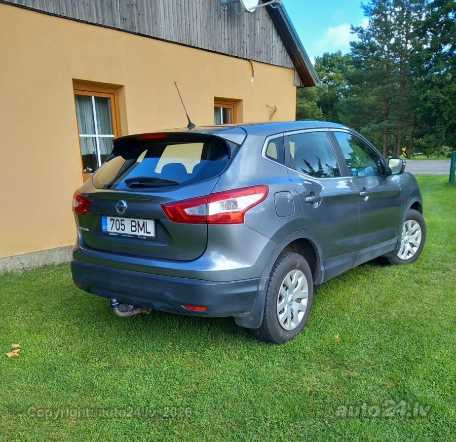Pelēks Nissan Qashqai 2014 Kuresāre, ar dzinēja tilpumu 1.20 L un nobraukumu 82 tūkst. km par 7000 €, foto 1 vietnē AUTOMOTO.COM.LV