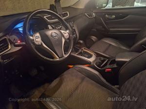 Pelēks Nissan Qashqai 2015 Tallina, ar dzinēja tilpumu 1.20 L un nobraukumu 143 tūkst. km par 9600 €, foto 6 vietnē AUTOMOTO.COM.LV