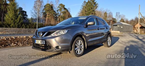 Pelēks Nissan Qashqai 2015 Tallina, ar dzinēja tilpumu 1.20 L un nobraukumu 158 tūkst. km par 8400 €, foto 1 vietnē AUTOMOTO.COM.LV
