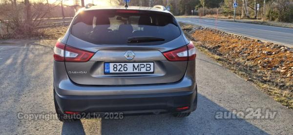 Grey Nissan Qashqai 2015 in Tallinn, with an engine capacity of 1.20 L and mileage of 158 thousand km for 8400 €, photo 5 on AUTOMOTO.COM.LV