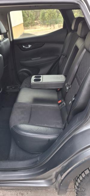 Pelēks Nissan Qashqai 2015 Tallina, ar dzinēja tilpumu 1.20 L un nobraukumu 158 tūkst. km par 8400 €, foto 10 vietnē AUTOMOTO.COM.LV