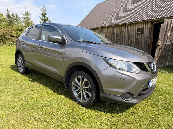 Pelēks Nissan Qashqai 2015 Rakvere, ar dzinēja tilpumu 0.00 L un nobraukumu 165 tūkst. km par 7300 €, foto 2 vietnē AUTOMOTO.COM.LV
