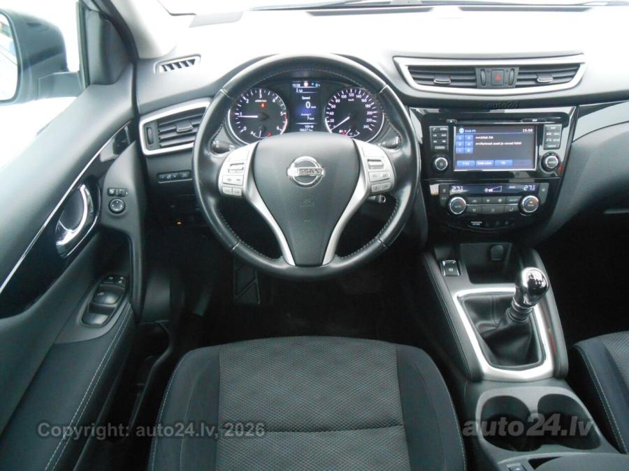 Pelēks Nissan Qashqai 2016 Viljandi, ar dzinēja tilpumu 1.60 L un nobraukumu 187 tūkst. km par 10990 €, foto 5 vietnē AUTOMOTO.COM.LV