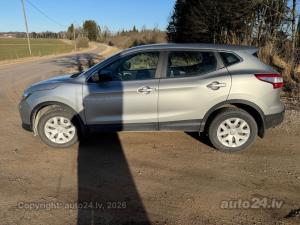 Pelēks Nissan Qashqai 2016 Tartu, ar dzinēja tilpumu 1.20 L un nobraukumu 122 tūkst. km par 8500 €, foto 4 vietnē AUTOMOTO.COM.LV