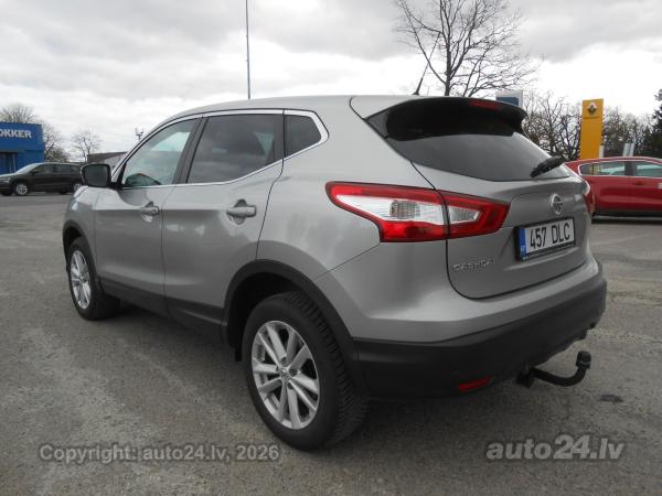 Pelēks Nissan Qashqai 2016 Viljandi, ar dzinēja tilpumu 1.60 L un nobraukumu 189 tūkst. km par 10890 €, foto 4 vietnē AUTOMOTO.COM.LV
