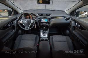 Pelēks Nissan Qashqai 2016 Pērnava, ar dzinēja tilpumu 1.60 L un nobraukumu 170 tūkst. km par 8899 €, foto 17 vietnē AUTOMOTO.COM.LV