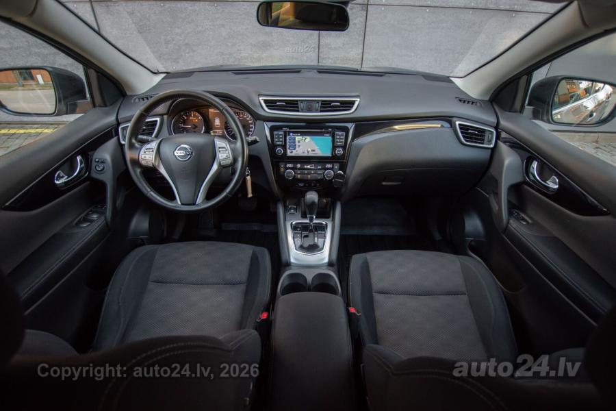 Pelēks Nissan Qashqai 2016 Pērnava, ar dzinēja tilpumu 1.60 L un nobraukumu 170 tūkst. km par 8899 €, foto 17 vietnē AUTOMOTO.COM.LV