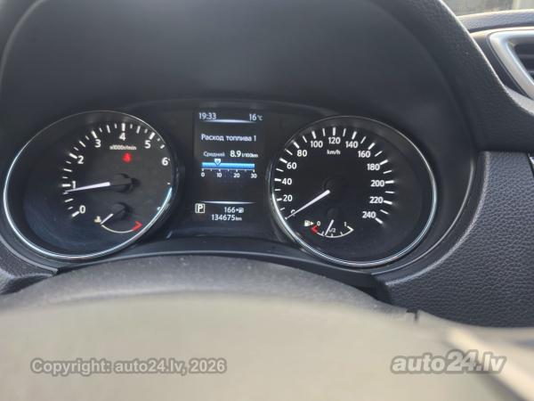 Grey Nissan Qashqai 2016 in Tallinn, with an engine capacity of 1.20 L and mileage of 135 thousand km for 6800 €, photo 10 on AUTOMOTO.COM.LV
