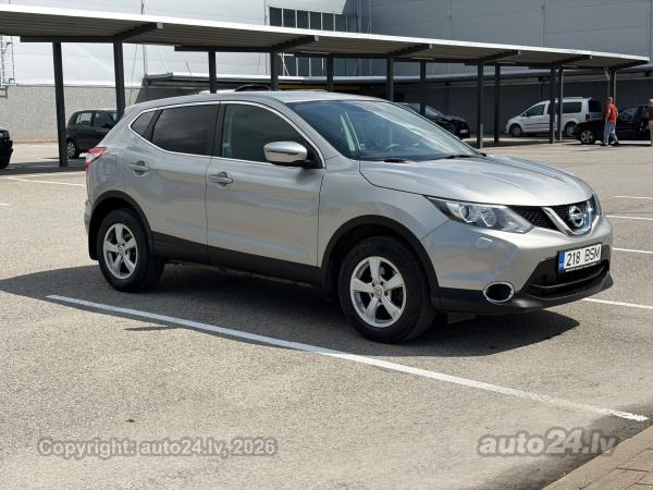 Grey Nissan Qashqai 2016 in Tallinn, with an engine capacity of 1.20 L and mileage of 139 thousand km for 8300 €, photo 2 on AUTOMOTO.COM.LV