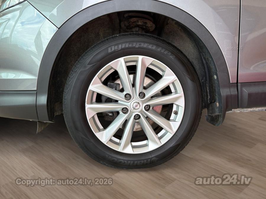 Pelēks Nissan Qashqai 2016 Pērnava, ar dzinēja tilpumu 1.20 L un nobraukumu 161 tūkst. km par 8700 €, foto 16 vietnē AUTOMOTO.COM.LV