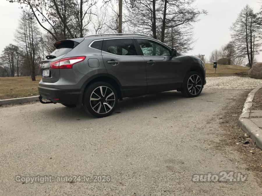 Pelēks Nissan Qashqai 2017 Tartu, ar dzinēja tilpumu 1.20 L un nobraukumu 150 tūkst. km par 10000 €, foto 2 vietnē AUTOMOTO.COM.LV