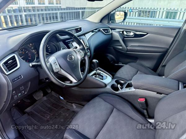 Pelēks Nissan Qashqai 2017 Tallina, ar dzinēja tilpumu 1.20 L un nobraukumu 169 tūkst. km par 8900 €, foto 11 vietnē AUTOMOTO.COM.LV