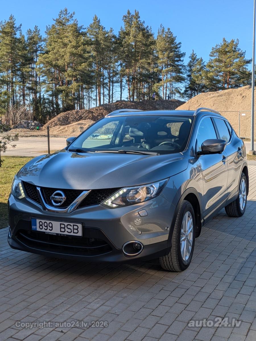 Pelēks Nissan Qashqai 2017 Tallina, ar dzinēja tilpumu 1.20 L un nobraukumu 113 tūkst. km par 9900 €, foto 1 vietnē AUTOMOTO.COM.LV