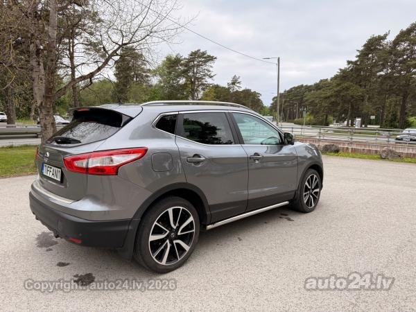 Pelēks Nissan Qashqai 2017 Tallina, ar dzinēja tilpumu 1.20 L un nobraukumu 194 tūkst. km par 9000 €, foto 5 vietnē AUTOMOTO.COM.LV
