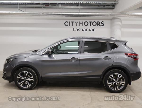 Grey Nissan Qashqai 2018 in Tallinn, with an engine capacity of 1.20 L and mileage of 107 thousand km for 11900 €, photo 2 on AUTOMOTO.COM.LV