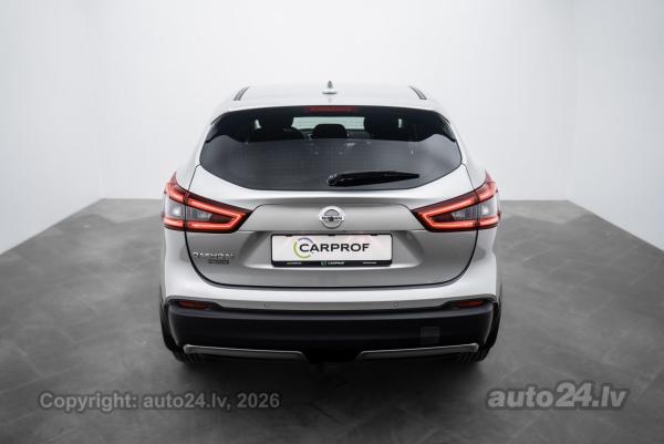 Grey Nissan Qashqai 2018 in Tallinn, with an engine capacity of 1.20 L and mileage of 128 thousand km for 10999 €, photo 5 on AUTOMOTO.COM.LV