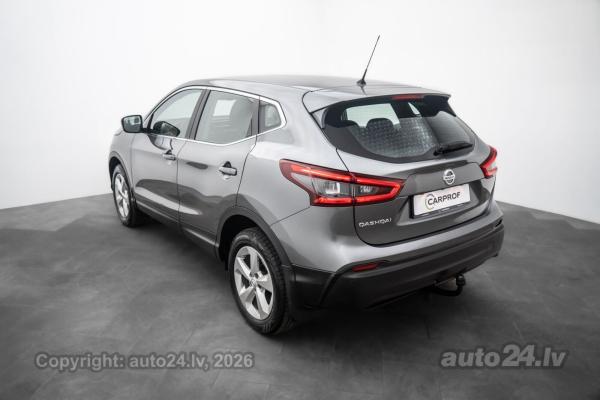 Grey Nissan Qashqai 2018 in Tallinn, with an engine capacity of 1.20 L and mileage of 119 thousand km for 10999 €, photo 7 on AUTOMOTO.COM.LV