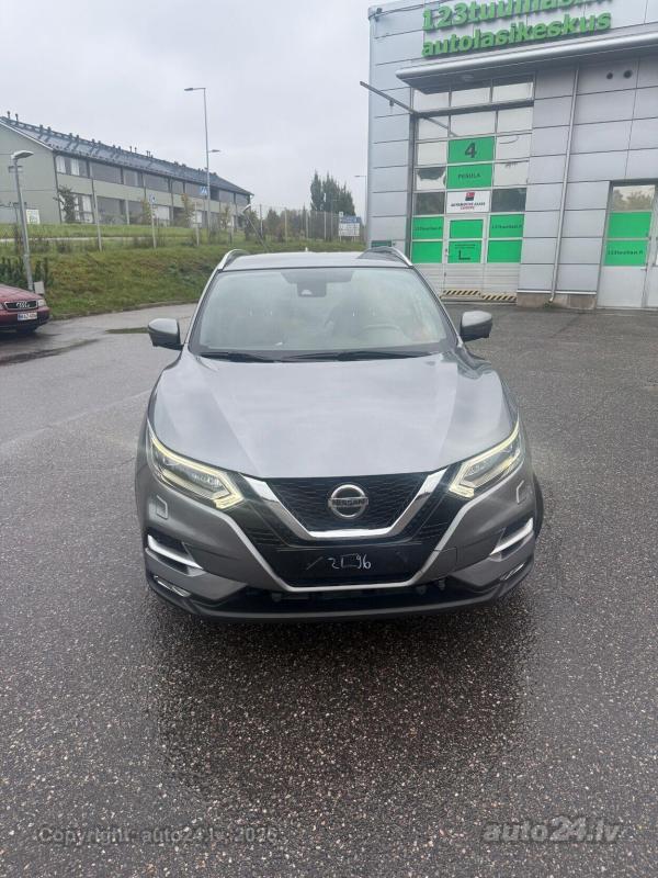 Grey Nissan Qashqai 2019 in Tallinn, with an engine capacity of 1.50 L and mileage of 126 thousand km for 14995 €, photo 1 on AUTOMOTO.COM.LV