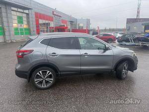 Pelēks Nissan Qashqai 2019 Tallina, ar dzinēja tilpumu 1.50 L un nobraukumu 126 tūkst. km par 14995 €, foto 3 vietnē AUTOMOTO.COM.LV