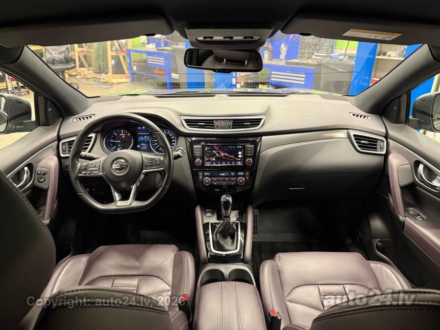 Grey Nissan Qashqai 2019 in Tallinn, with an engine capacity of 1.50 L and mileage of 13 thousand km for 13999 €, photo 8 on AUTOMOTO.COM.LV