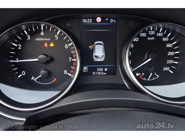 Grey Nissan Qashqai 2020 in Tallinn, with an engine capacity of 1.30 L and mileage of 81 thousand km for 14800 €, photo 7 on AUTOMOTO.COM.LV