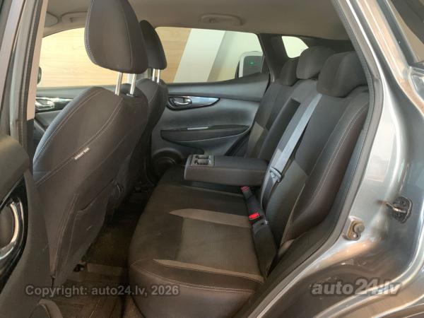 Pelēks Nissan Qashqai 2020 Rakvere, ar dzinēja tilpumu 1.30 L un nobraukumu 154 tūkst. km par 14490 €, foto 6 vietnē AUTOMOTO.COM.LV