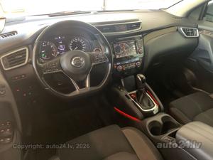 Grey Nissan Qashqai 2020 in Rakvere, with an engine capacity of 1.30 L and mileage of 154 thousand km for 14490 €, photo 9 on AUTOMOTO.COM.LV