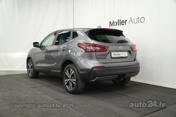 Grey Nissan Qashqai 2021 in Tallinn, with an engine capacity of 1.30 L and mileage of 65 thousand km for 17900 €, photo 4 on AUTOMOTO.COM.LV