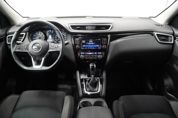 Pelēks Nissan Qashqai 2021 Tallina, ar dzinēja tilpumu 1.30 L un nobraukumu 65 tūkst. km par 17900 €, foto 10 vietnē AUTOMOTO.COM.LV