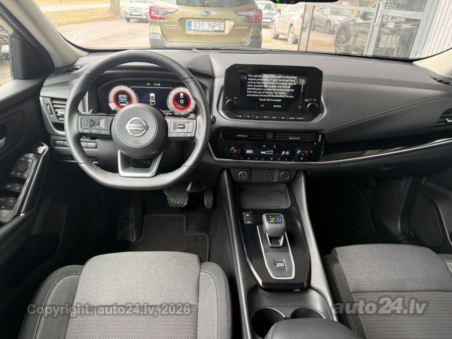Grey Nissan Qashqai 2021 in Tallinn, with an engine capacity of 1.30 L and mileage of 73 thousand km for 19990 €, photo 5 on AUTOMOTO.COM.LV