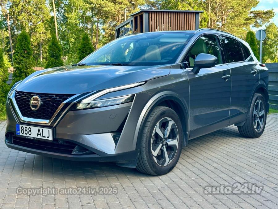 Grey Nissan Qashqai 2021 in Tallinn, with an engine capacity of 1.30 L and mileage of 70 thousand km for 22990 €, photo 1 on AUTOMOTO.COM.LV