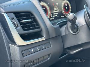 Grey Nissan Qashqai 2021 in Tallinn, with an engine capacity of 1.30 L and mileage of 70 thousand km for 22990 €, photo 13 on AUTOMOTO.COM.LV