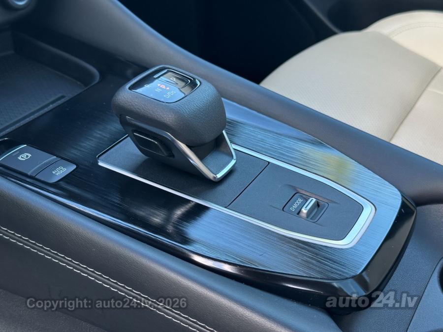 Grey Nissan Qashqai 2021 in Tallinn, with an engine capacity of 1.30 L and mileage of 70 thousand km for 22990 €, photo 15 on AUTOMOTO.COM.LV