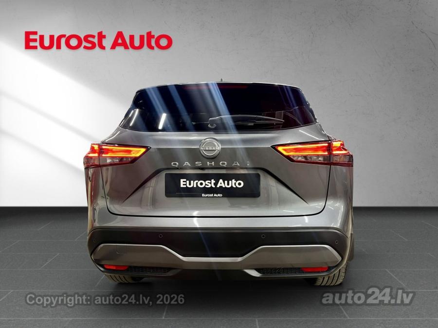 Pelēks Nissan Qashqai 2022 Tallina, ar dzinēja tilpumu 1.30 L un nobraukumu 43 tūkst. km par 25890 €, foto 6 vietnē AUTOMOTO.COM.LV