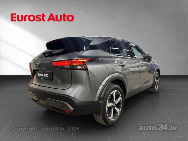 Grey Nissan Qashqai 2022 in Tallinn, with an engine capacity of 1.30 L and mileage of 43 thousand km for 25890 €, photo 6 on AUTOMOTO.COM.LV