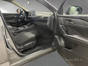 Pelēks Nissan Qashqai 2022 Tallina, ar dzinēja tilpumu 1.30 L un nobraukumu 43 tūkst. km par 25890 €, foto 18 vietnē AUTOMOTO.COM.LV