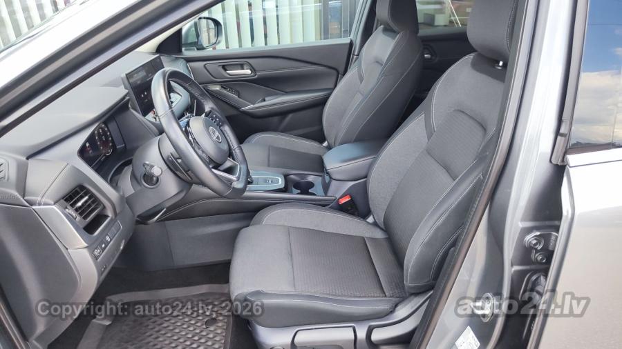 Grey Nissan Qashqai 2022 in Tartu, with an engine capacity of 1.30 L and mileage of 34 thousand km for 22990 €, photo 10 on AUTOMOTO.COM.LV