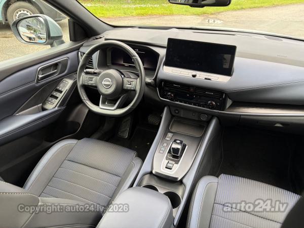 Pelēks Nissan Qashqai 2024 Rakvere, ar dzinēja tilpumu 1.50 L un nobraukumu 14 tūkst. km par 28490 €, foto 2 vietnē AUTOMOTO.COM.LV