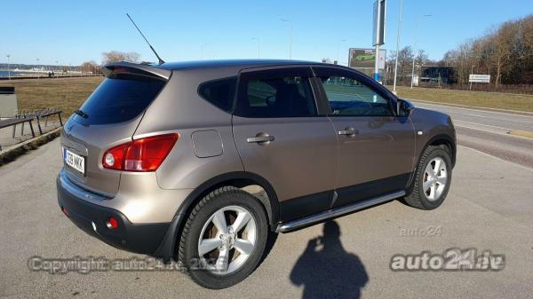 Nissan Qashqai 2007 in Tallinn, with an engine capacity of 2.00 L and mileage of 253 thousand km for 2000 €, photo 5 on AUTOMOTO.COM.LV