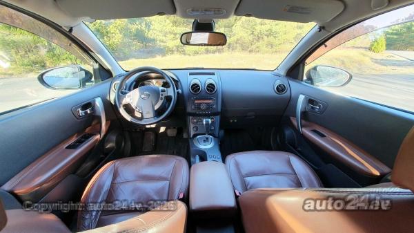 Nissan Qashqai 2007 in Tallinn, with an engine capacity of 2.00 L and mileage of 253 thousand km for 2000 €, photo 7 on AUTOMOTO.COM.LV
