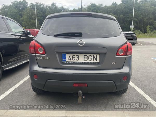 Nissan Qashqai 2008 in Tallinn, with an engine capacity of 1.50 L and mileage of 273 thousand km for 3000 €, photo 4 on AUTOMOTO.COM.LV
