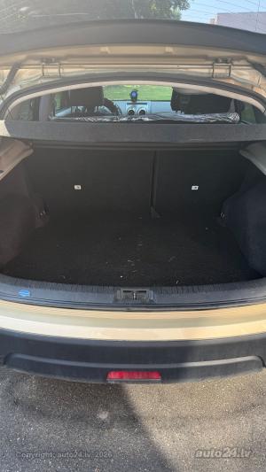 Nissan Qashqai 2008 Tallina, ar dzinēja tilpumu 2.00 L un nobraukumu 214 tūkst. km par 3150 €, foto 8 vietnē AUTOMOTO.COM.LV