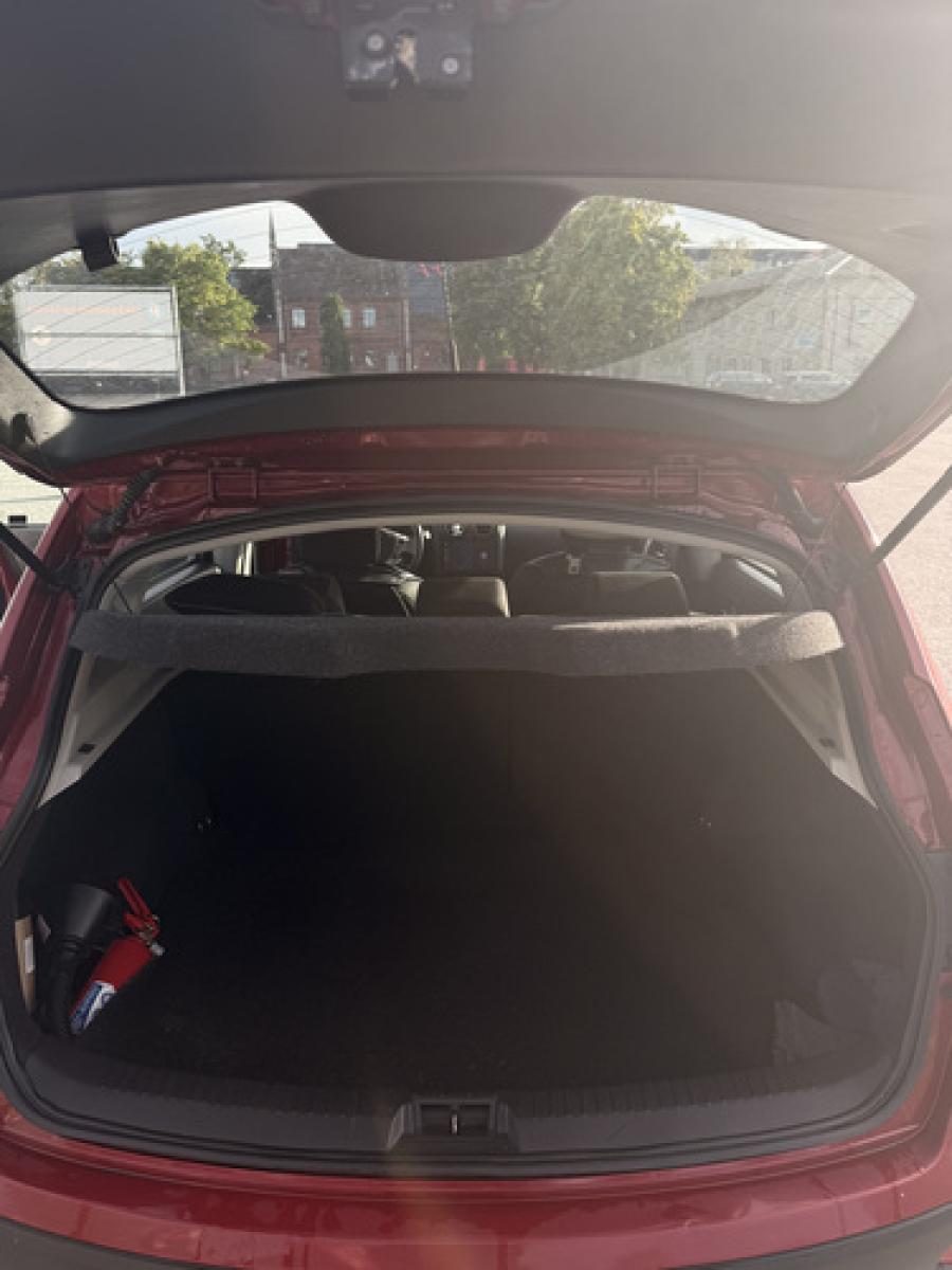 Nissan Qashqai 2010 Pērnava, ar dzinēja tilpumu 1.60 L un nobraukumu 200 tūkst. km par 3600 €, foto 9 vietnē AUTOMOTO.COM.LV