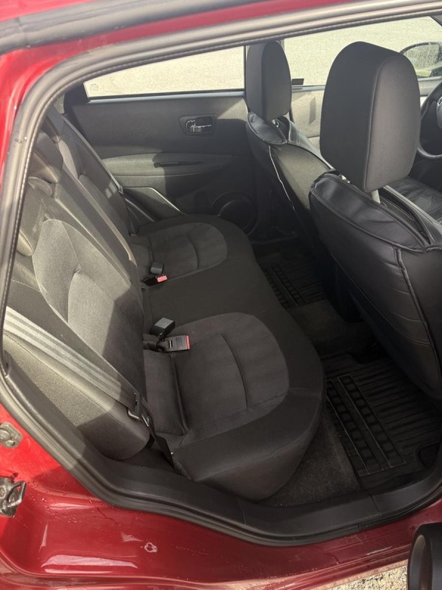 Nissan Qashqai 2010 Pērnava, ar dzinēja tilpumu 1.60 L un nobraukumu 200 tūkst. km par 3600 €, foto 14 vietnē AUTOMOTO.COM.LV