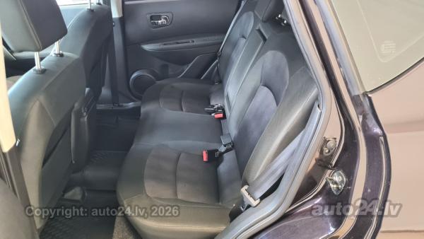 Nissan Qashqai 2012 in Tartu, with an engine capacity of 1.60 L and mileage of 200 thousand km for 4900 €, photo 6 on AUTOMOTO.COM.LV