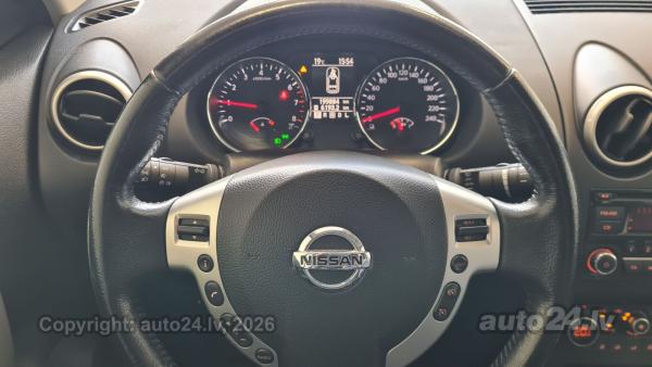 Nissan Qashqai 2012 in Tartu, with an engine capacity of 1.60 L and mileage of 200 thousand km for 4900 €, photo 10 on AUTOMOTO.COM.LV